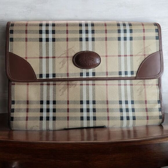 Burberry | Bags | Burberrys Vintage Novacheck Clutch Tablet Bag ...